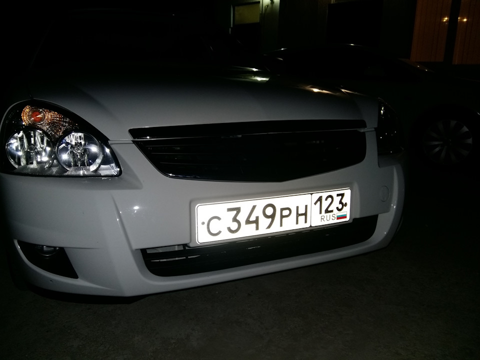 Земена решетки радиатора;) — Lada Приора хэтчбек, 1,6 л, 2015 года ...
