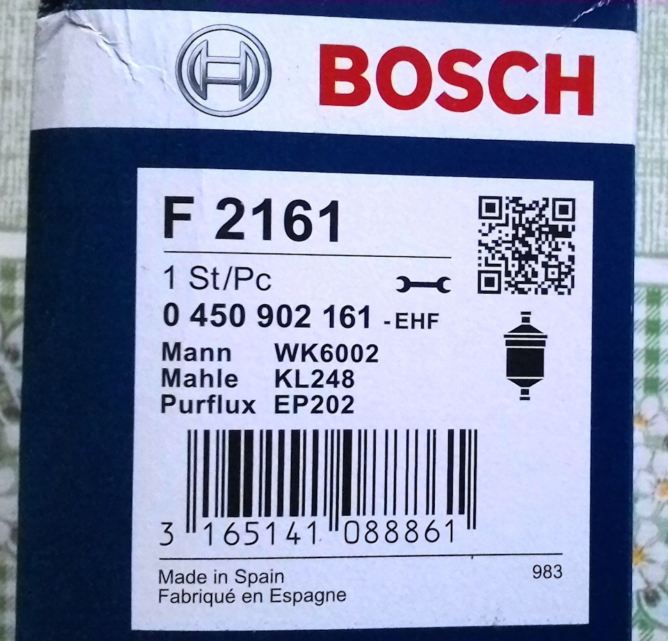 Замена топливного фильтра — Renault Symbol, 1,4 л, 2008 года | своими ...