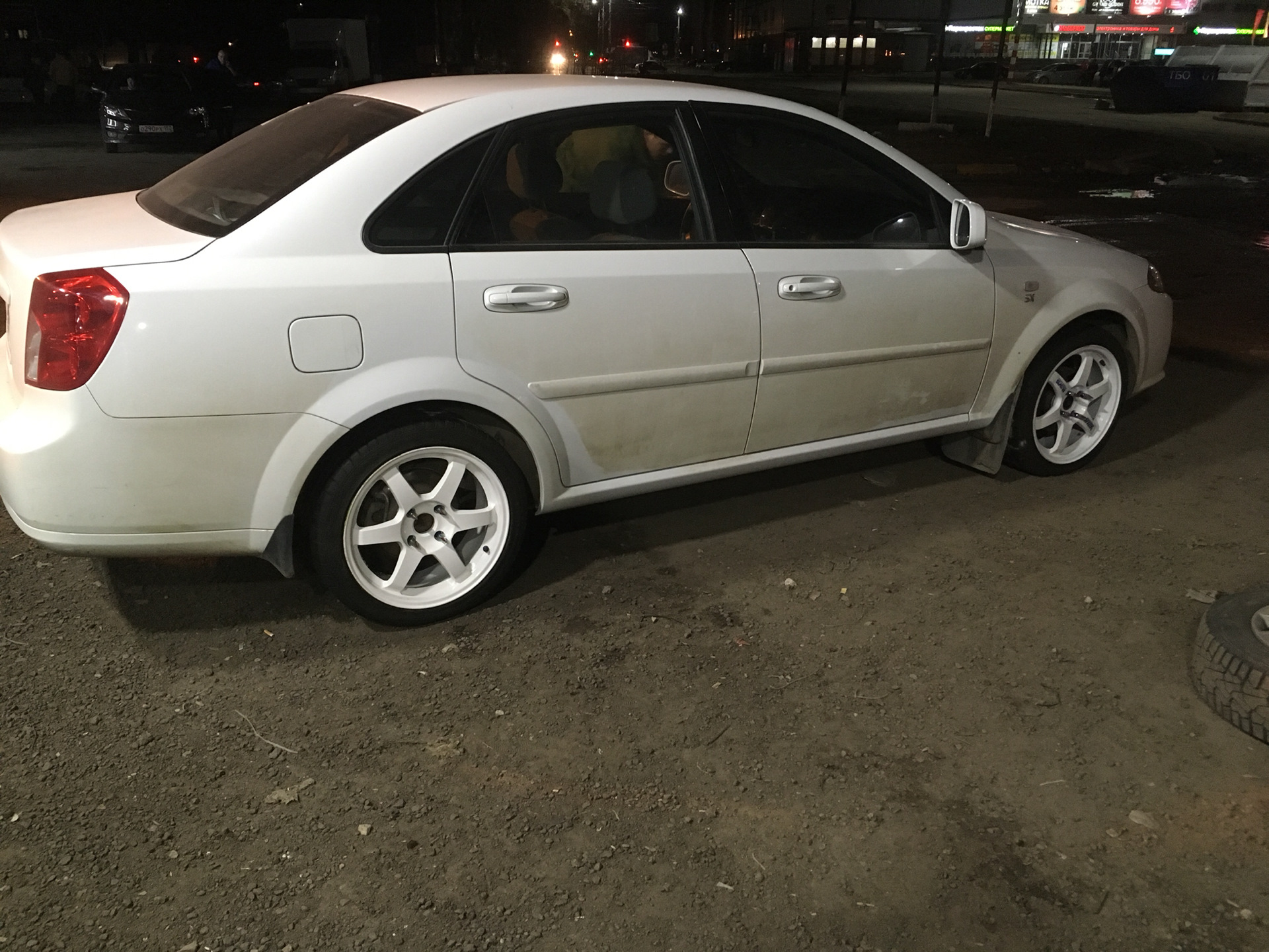 Вот наконец и я на лете))) — Ravon Gentra, 1,5 л, 2015 года | колёсные диски | DRIVE2