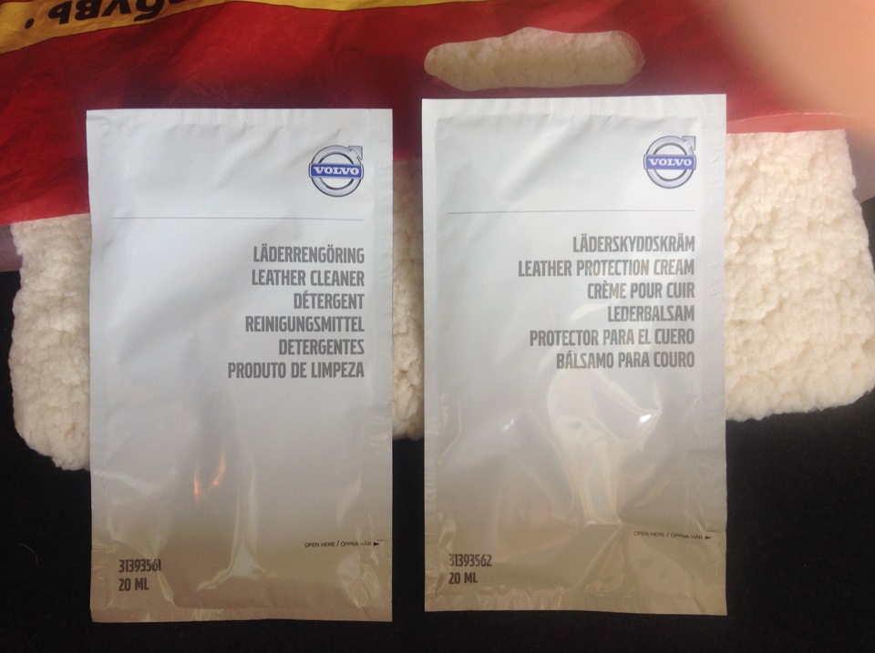 Средство по уходу за кожей сидений. — Volvo S80 (2G), 2,5 л, 2008 года ...