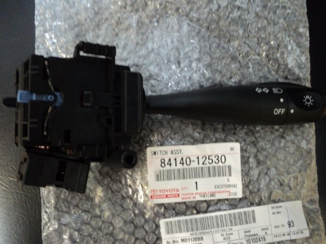 8414012530 Переключатель подрулевой TOYOTA SPACIO, RAUM, WISH, RAV4 03 ...