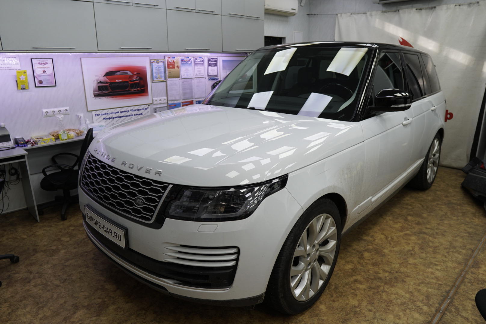 Бронирование лобового стекла на Range Rover — Europe-Car на DRIVE2