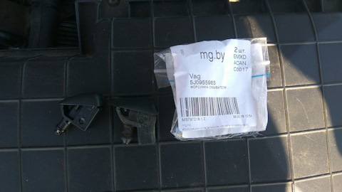 1708796 ФОРСУНКИ ОМЫВАТЕЛЯ ЛОБ СТЕКЛА Foc2011- (без обогрева) веерные ...