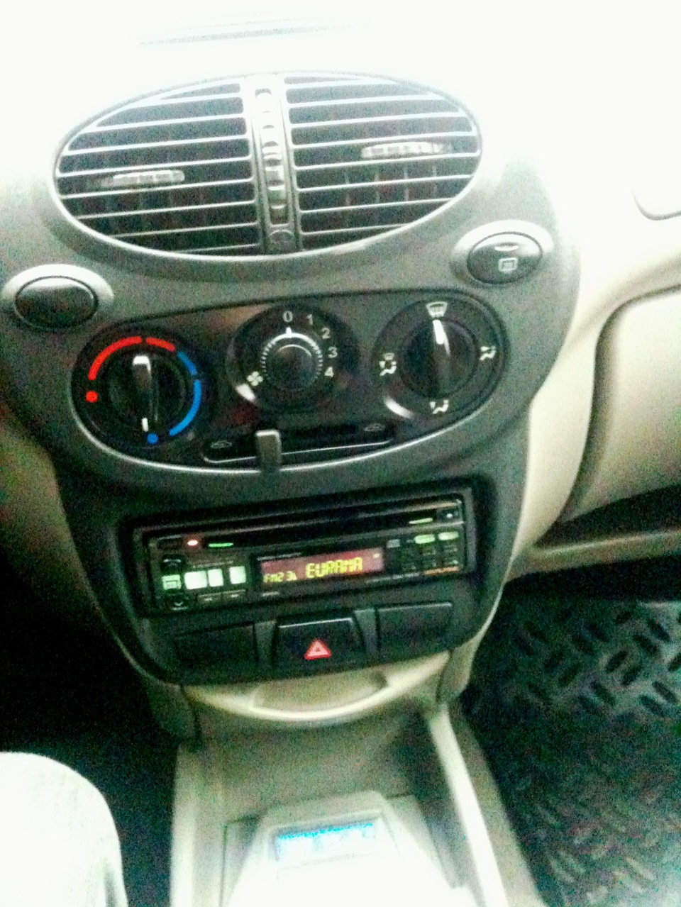 Новая Магнитола — Lada Калина седан, 1,6 л, 2007 года | автозвук | DRIVE2