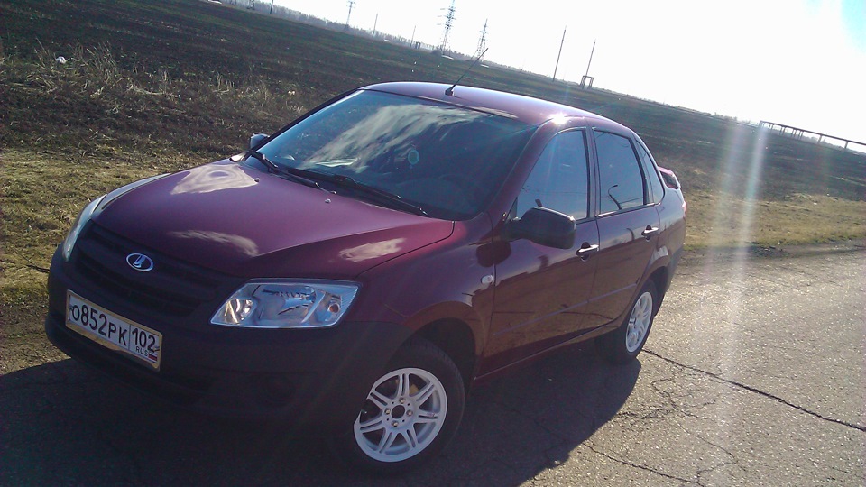 Заправляюсь исключительно в лукойле и только 95) — Lada Гранта (1G), 1 ...