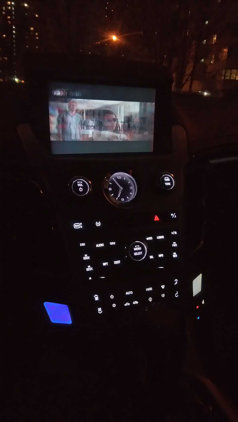 А думают ли думки ваши кнопки?! — Cadillac CTS (2G), 3,6 л, 2010 года ...