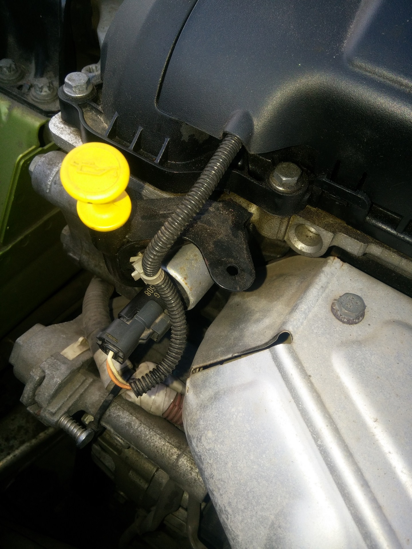 Замена клапана V1922 системы газораспределения мотор EP6 — Peugeot 308 ...