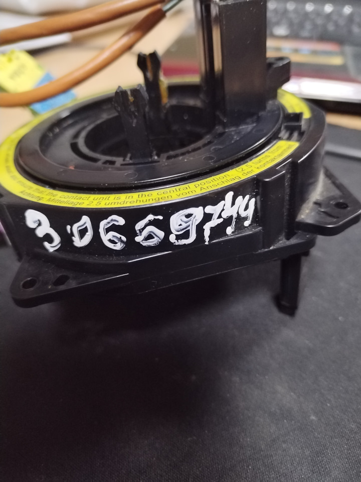 30669744 Датчик угла поворота руля Volvo | Запчасти на DRIVE2