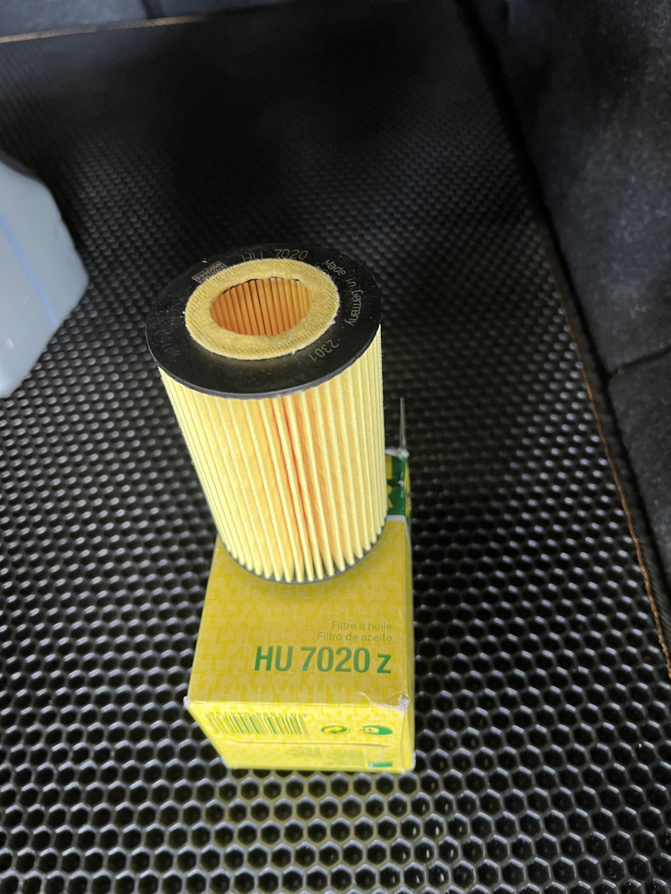 HU7020Z Масляный фильтроэлемент без металлических частей MANN FILTER ...