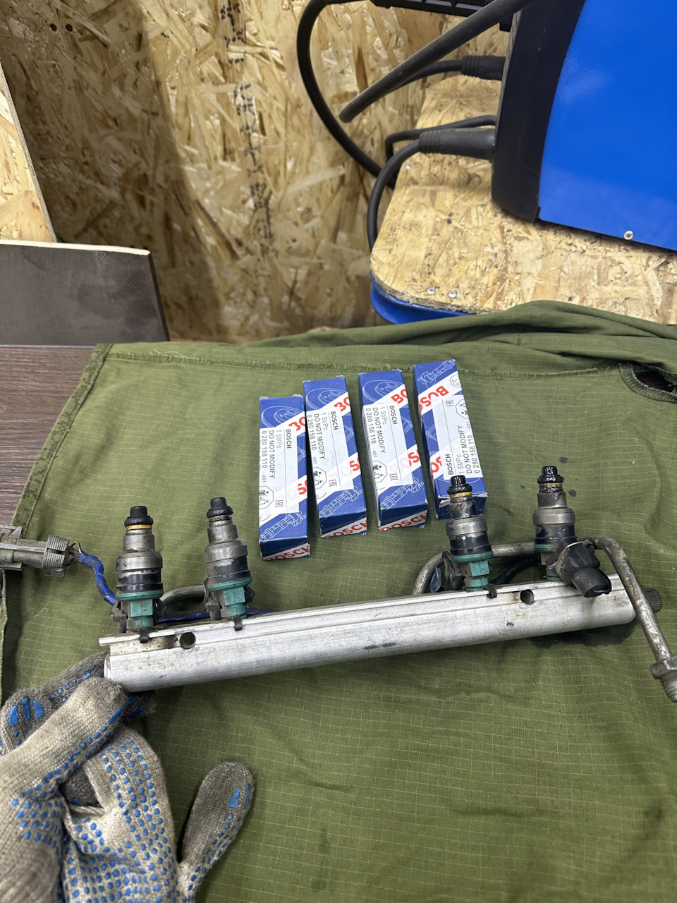 Замена топливных форсунок — Chevrolet Niva, 1,7 л, 2003 года | визит на ...