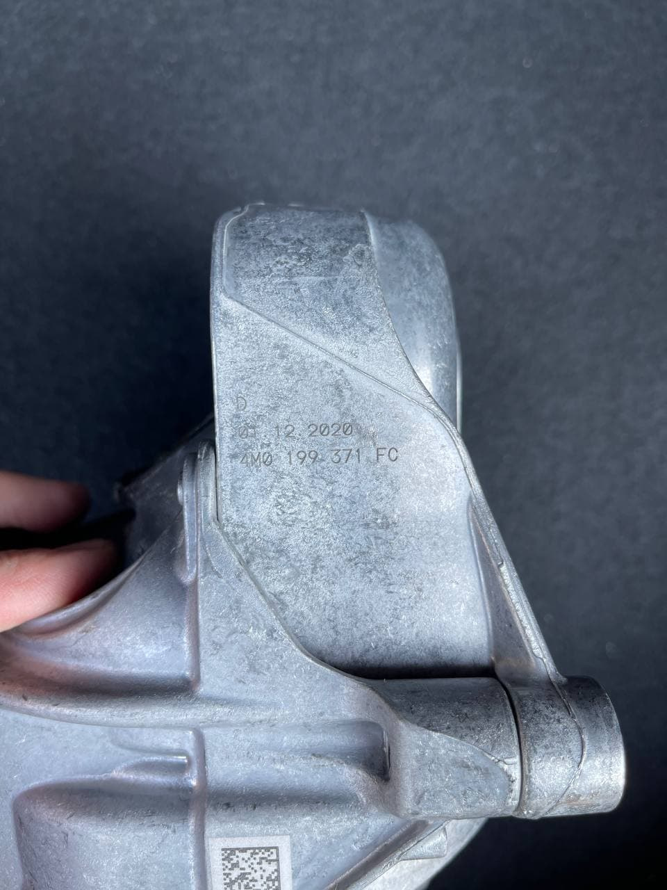 8. Замена опор двигателя — Audi A4 (B9), 2 л, 2016 года | запчасти | DRIVE2