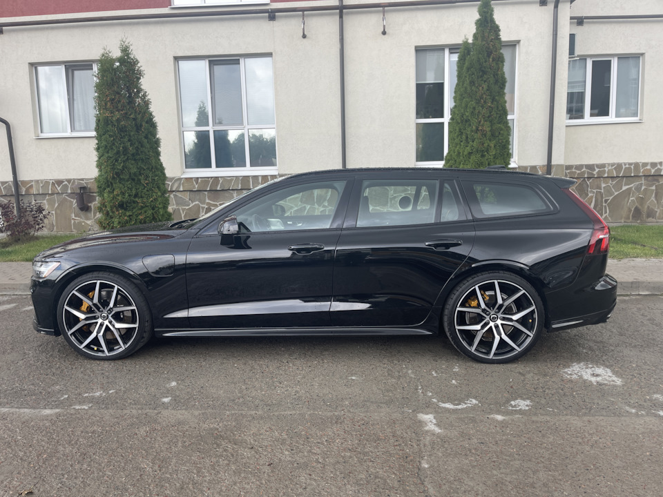 Летний конфиг r21 255/30 — Volvo V60 (2G), 2 л, 2022 года | колёсные ...