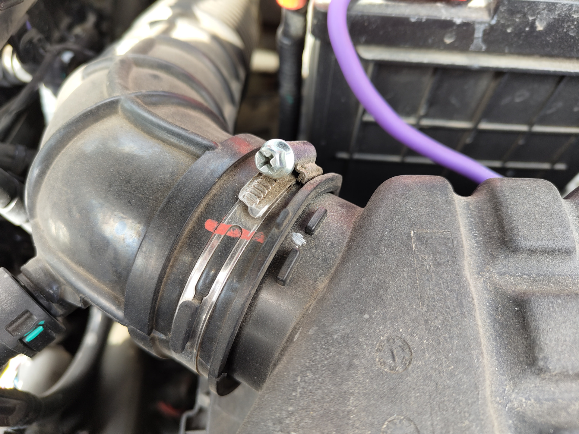 Замена воздушного и салонного фильтра на фильтры от компании RAF FILTER ...