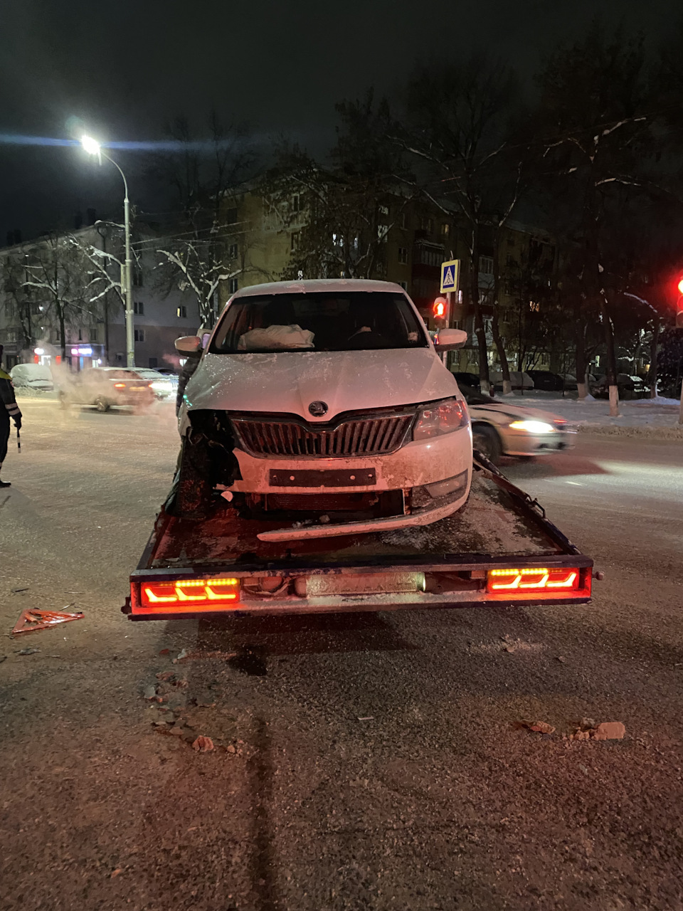 нужен совет по подушкам … — Skoda Rapid (1G), 1,6 л, 2018 года | ДТП ...