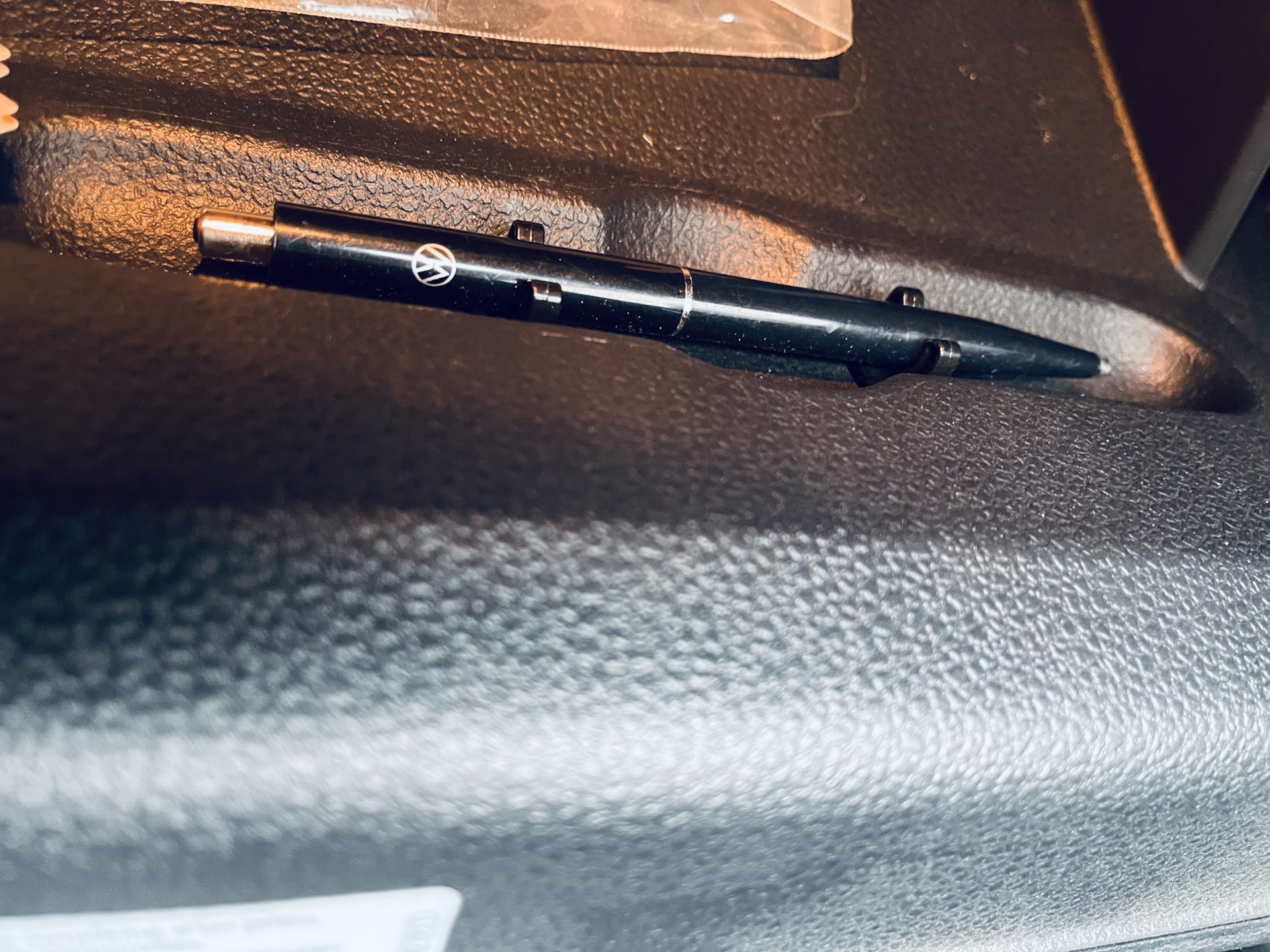 Оригинальные аксессуары VW для Passat US — Volkswagen Passat (US) (1G ...