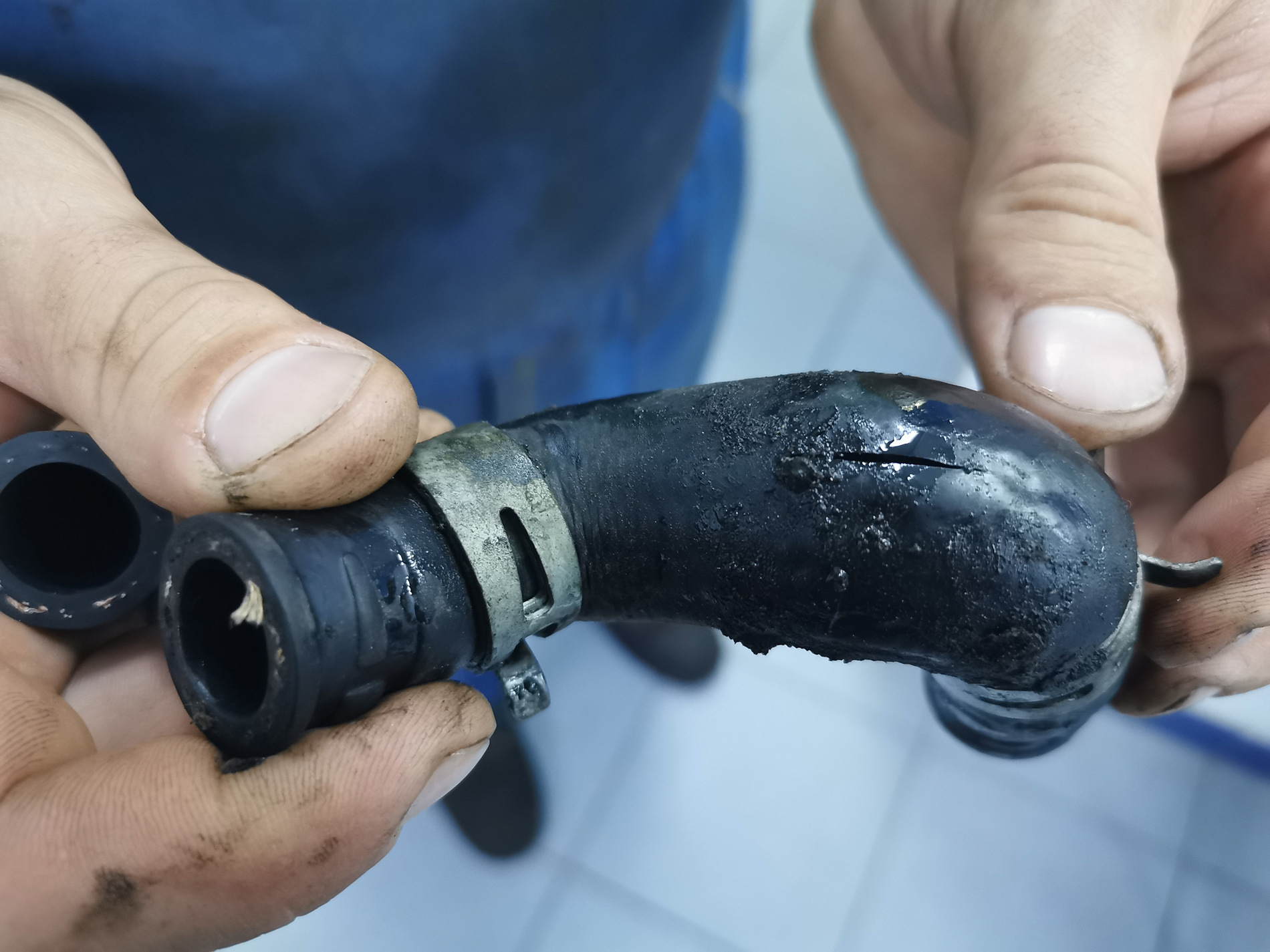 Замена всех трубок/шлангов/патрубков системы охлаждения. — Subaru ...