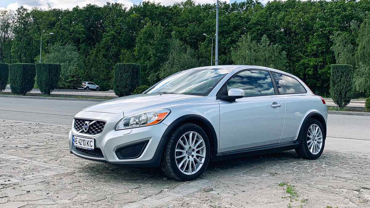 Volvo C30 2.5 бензиновый 2012 | T5 2.5 Turbo на DRIVE2