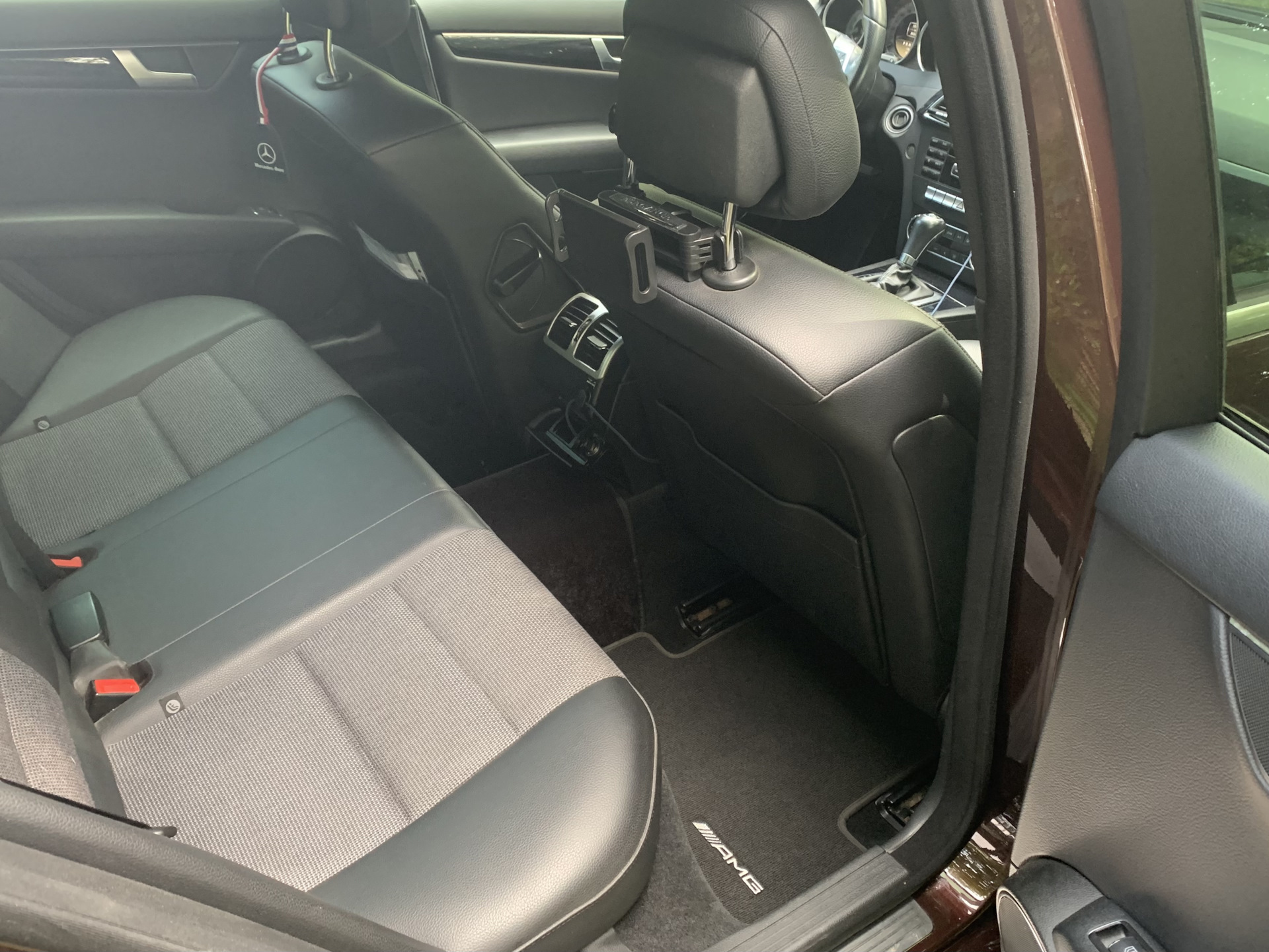 Сливы багажного отделения — Mercedes-Benz C-Class (W204), 1,8 л, 2012 ...