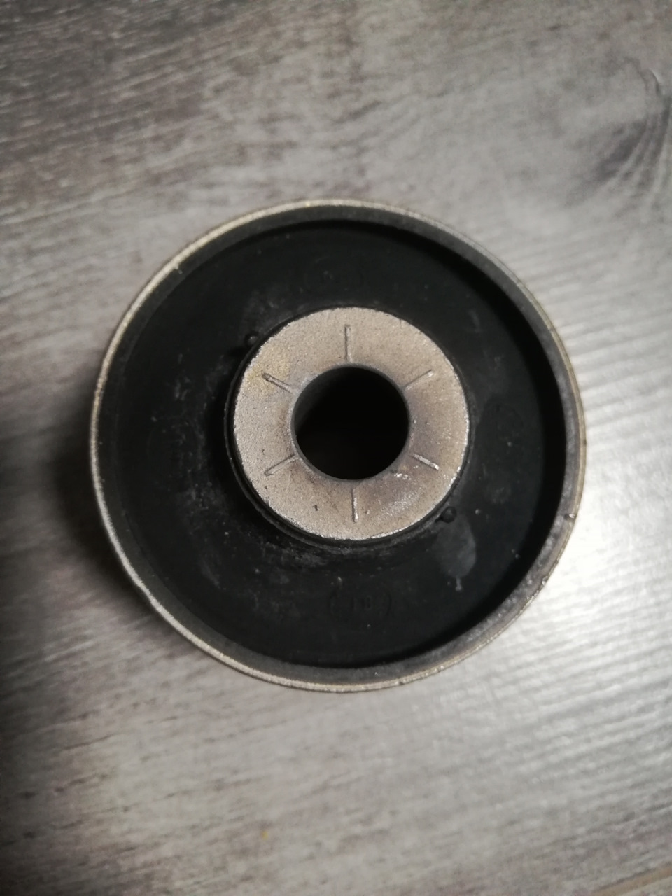 8S0407183B САЙЛЕНТБЛОК ЗАДНИЙ ПЕРЕДНЕГО НИЖНЕГО РЫЧАГА. VAG | Запчасти ...