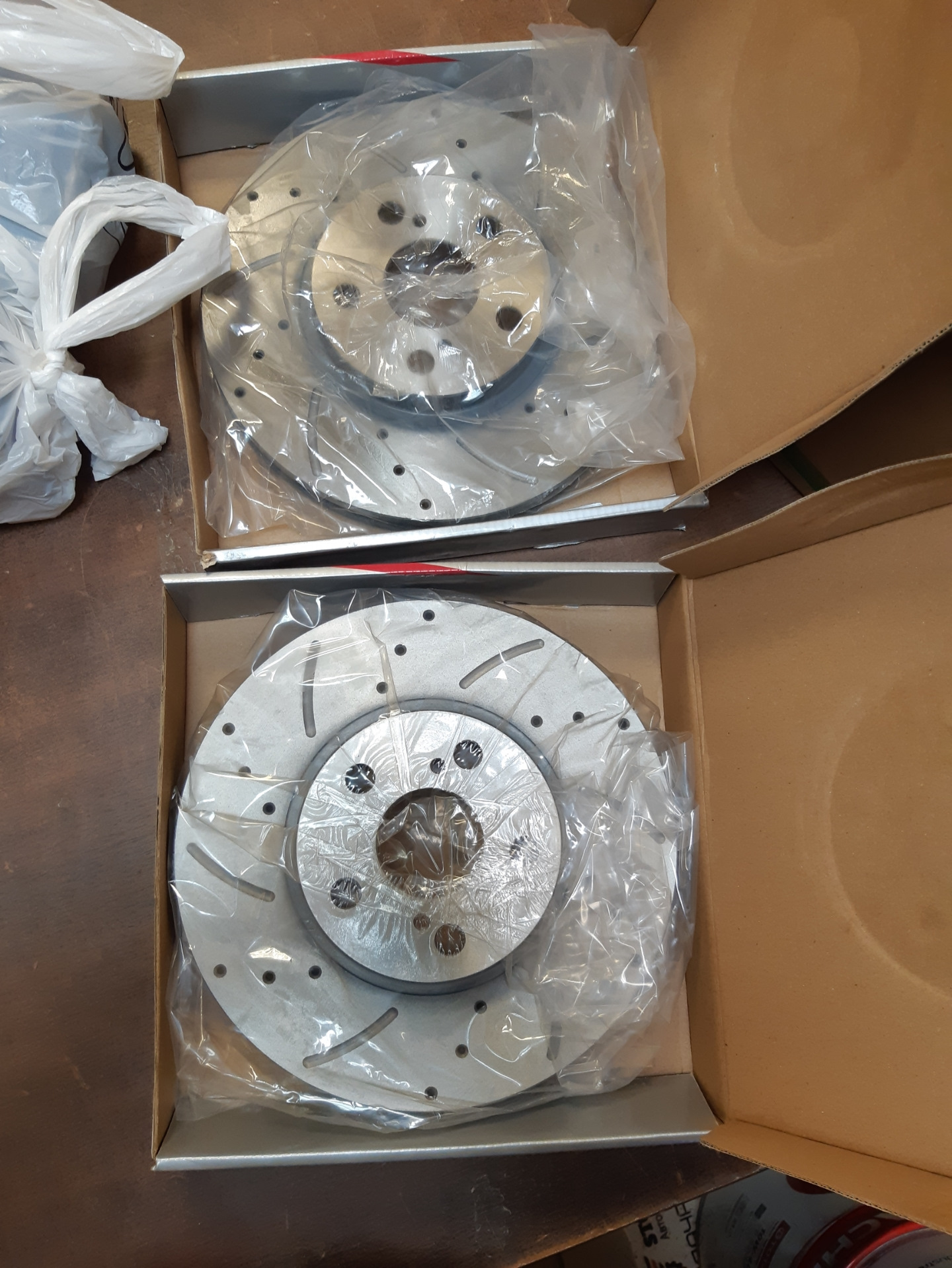 Замена передних тормозных дисков на перфорированые и т.д. — Toyota ...