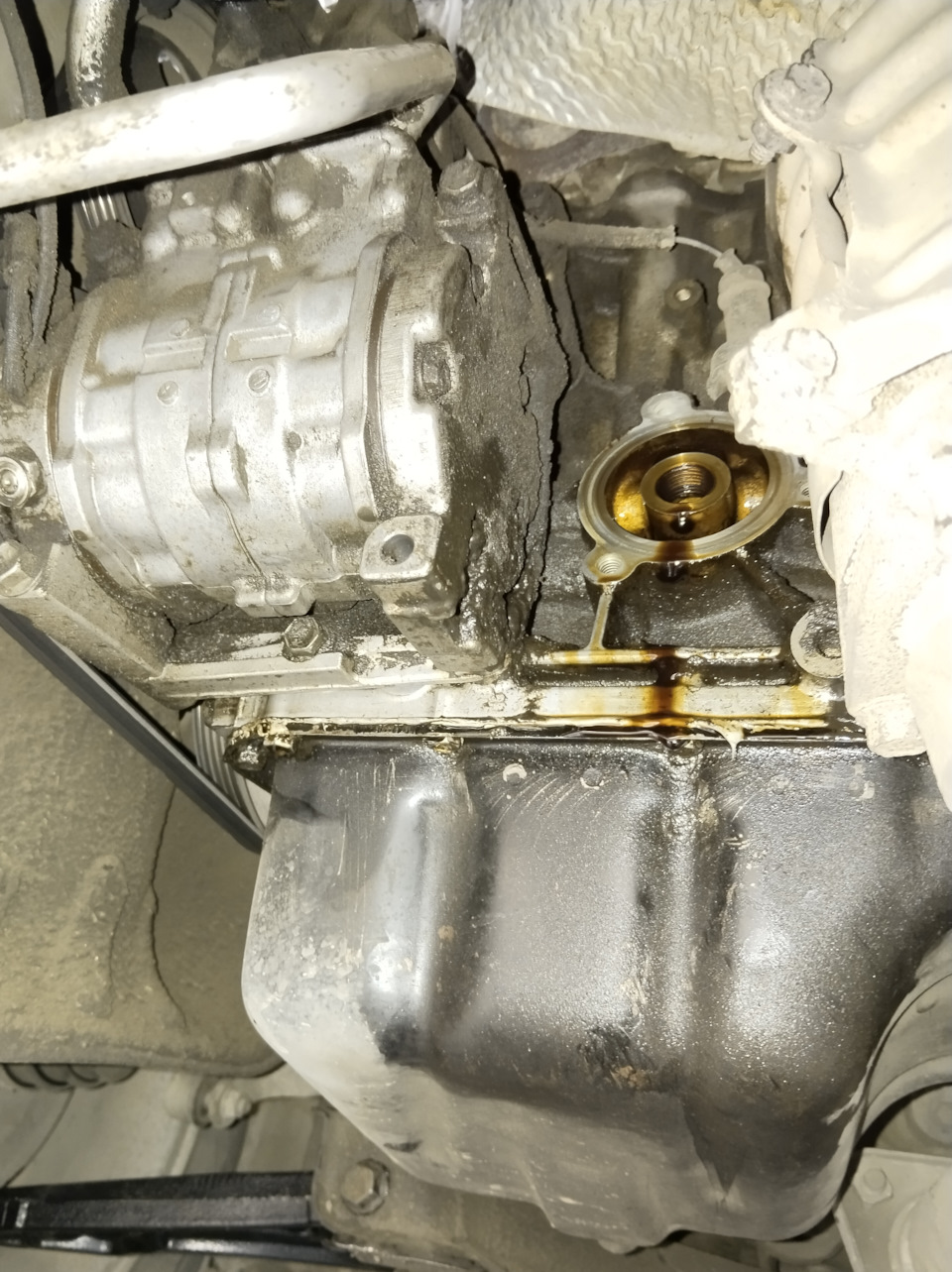 Замена прокладки масляного фильтра + секретка в колеса — Suzuki Aerio ...