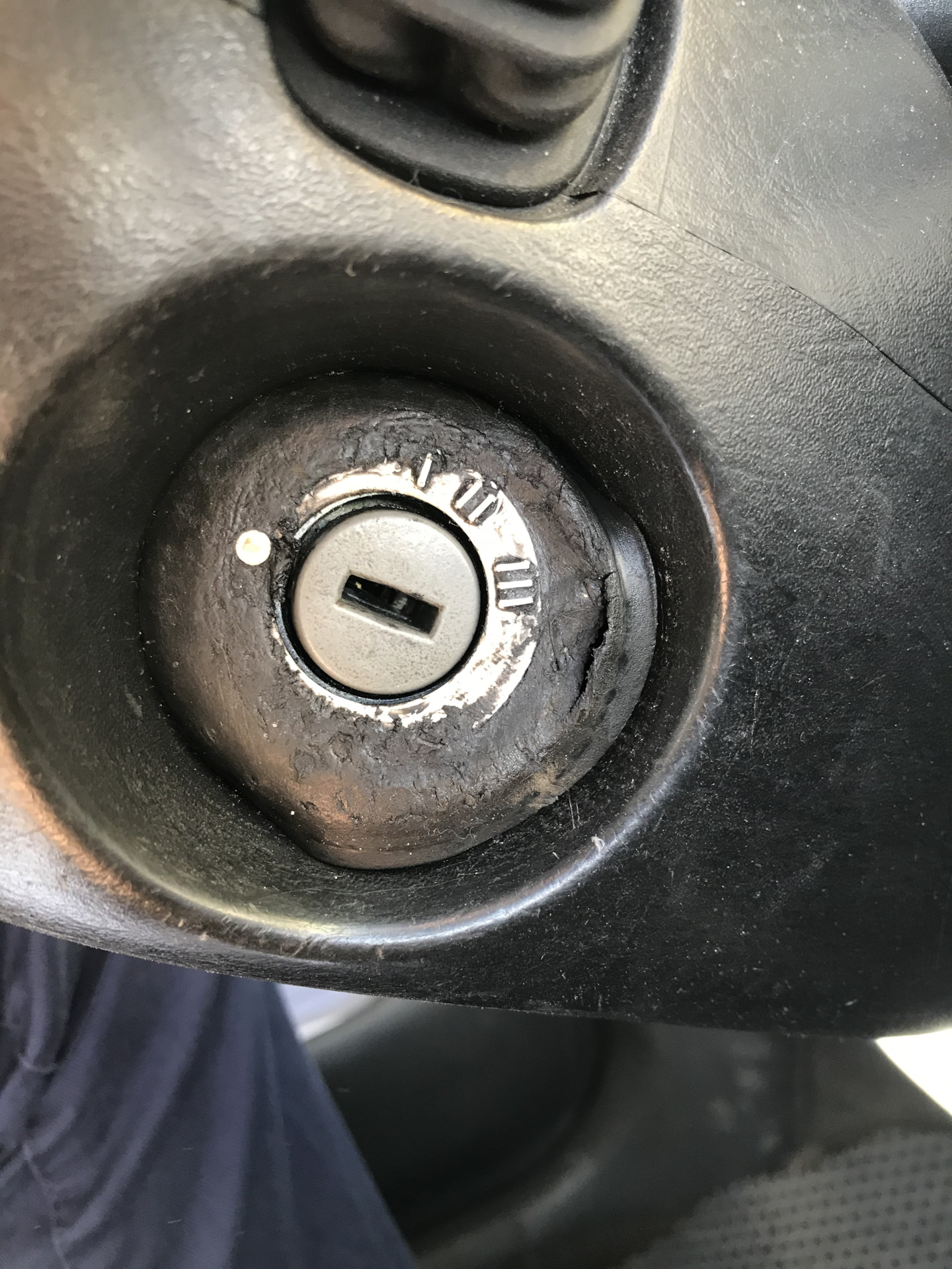 Накладка замка зажигания — Opel Agila A, 1,2 л, 2001 года | запчасти ...