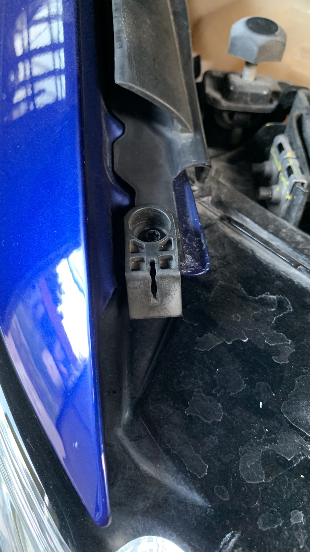 Отбойники крышки багажника и капота Форд фьюжн 2.5 — Ford Fusion ...
