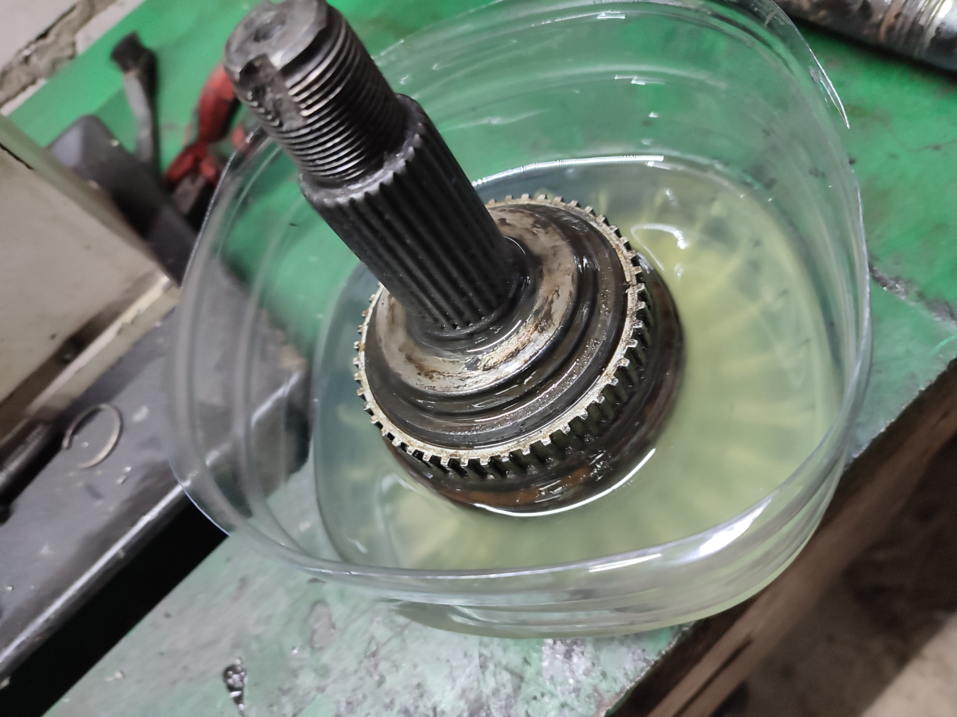 Замена пыльника шруса — SsangYong Actyon (2G), 2 л, 2011 года | своими ...