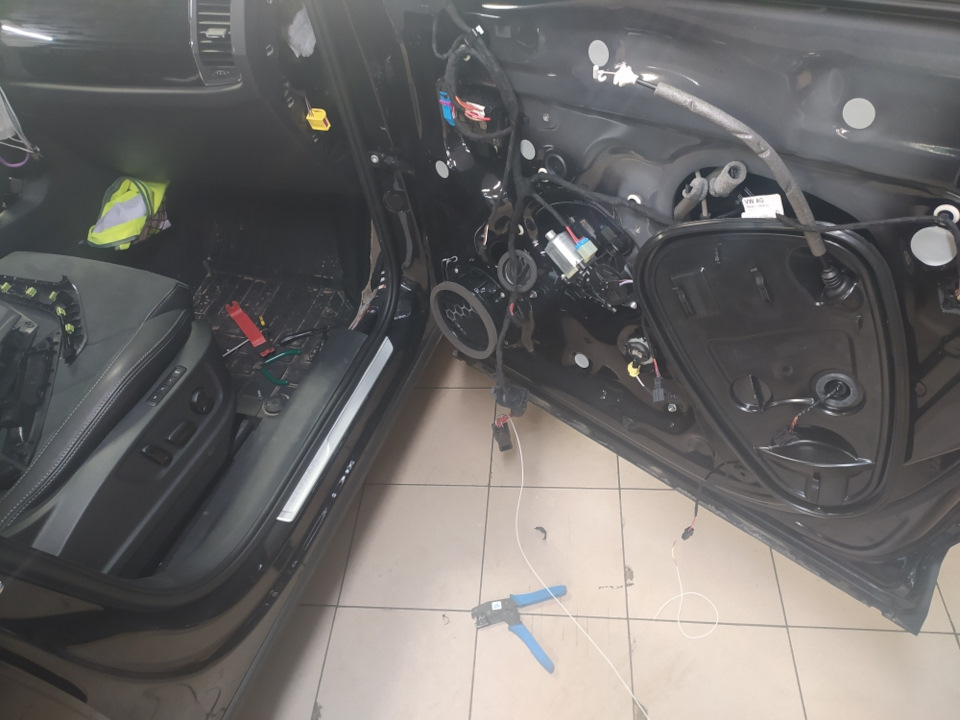 Установка сайдасист SideAssist Шкода Кодиак 2020 мг — Skoda Kodiaq (1G ...