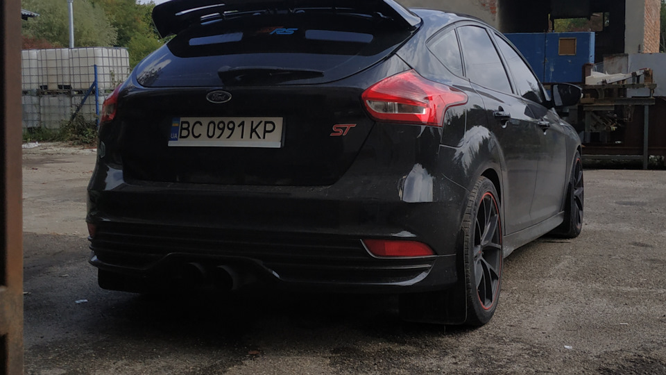 Ford Focus III ST 2.0 бензиновый 2015 | ST3 на DRIVE2