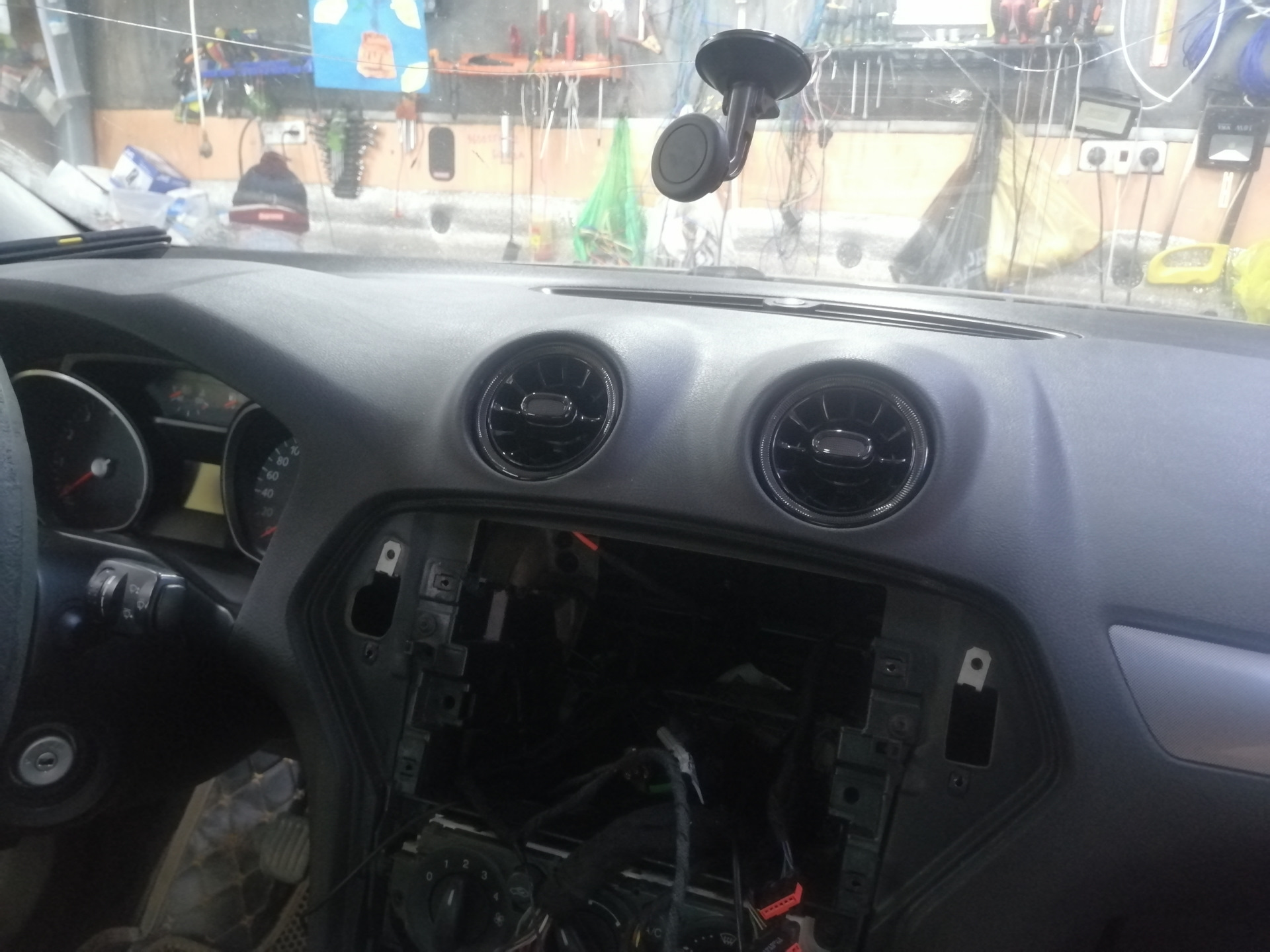 Дефлекторы амг установили — Ford Mondeo IV, 1,6 л, 2008 года | стайлинг ...