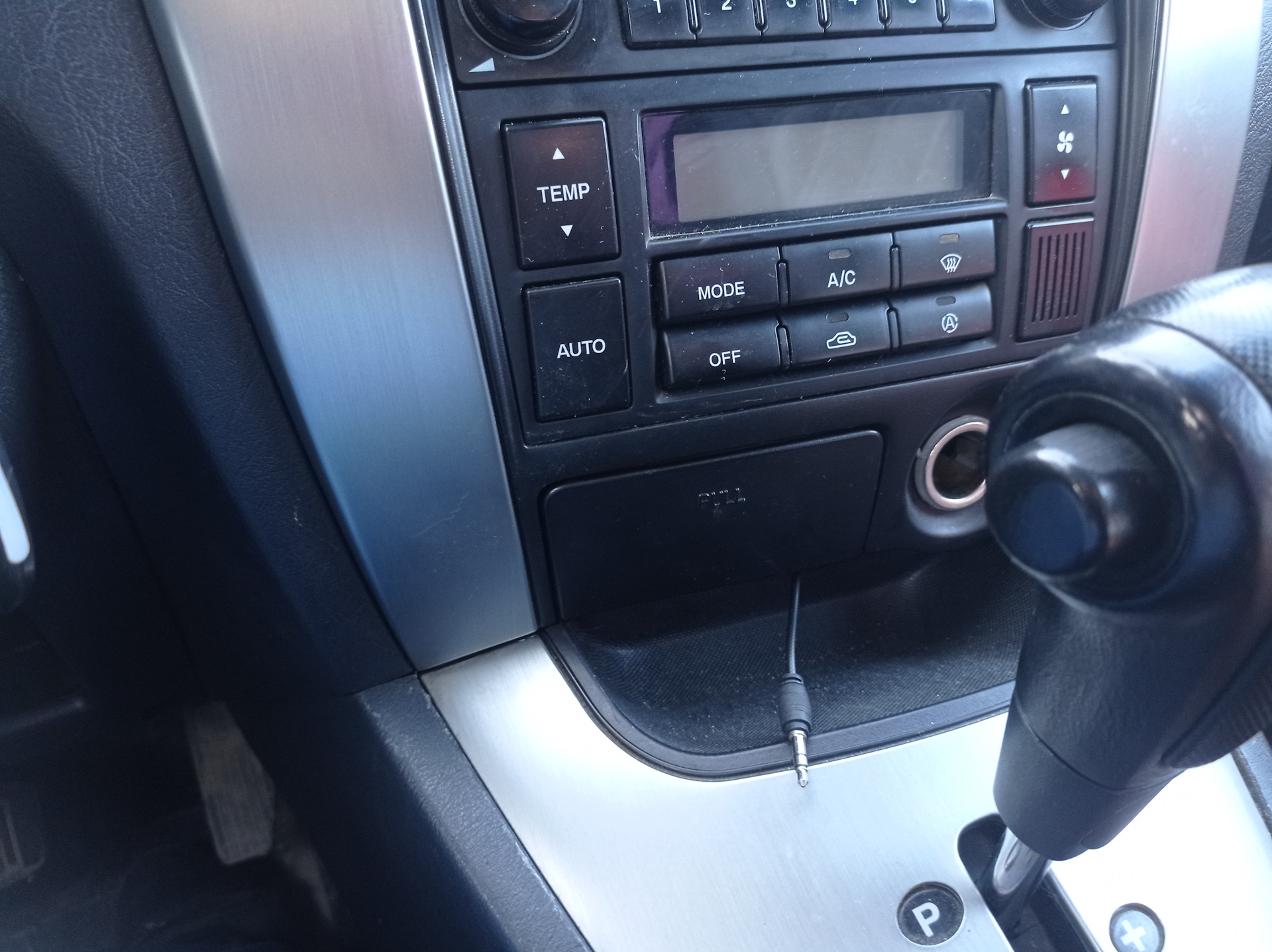 Аукс в Туксоне — Hyundai Tucson (JM), 2 л, 2008 года | своими руками ...