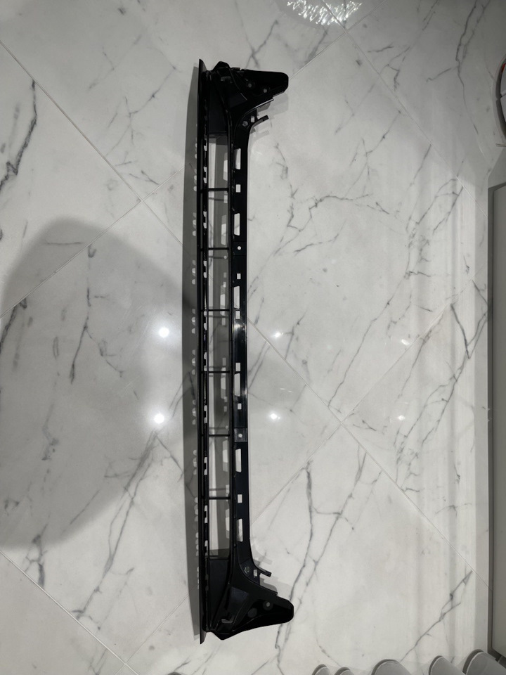 Решетка в передний бампер audi A6 C8 на Audi A6 (C8). Б/у | 6 000 ₽ в ...