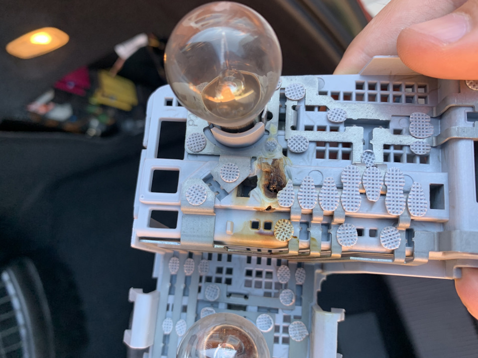 Платы фонарей — Mercedes-Benz C-Class (W204), 1,6 л, 2013 года ...