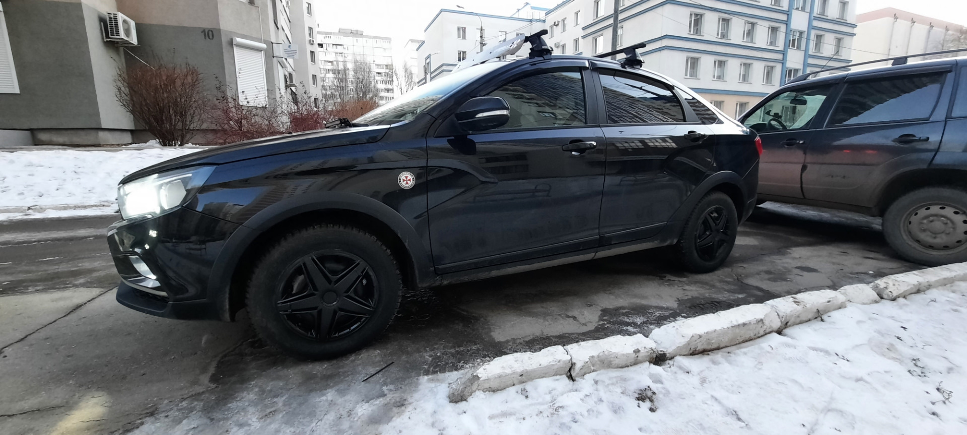Колпаки на штампы — Lada Vesta Cross (1G), 1,6 л, 2019 года | колёсные ...