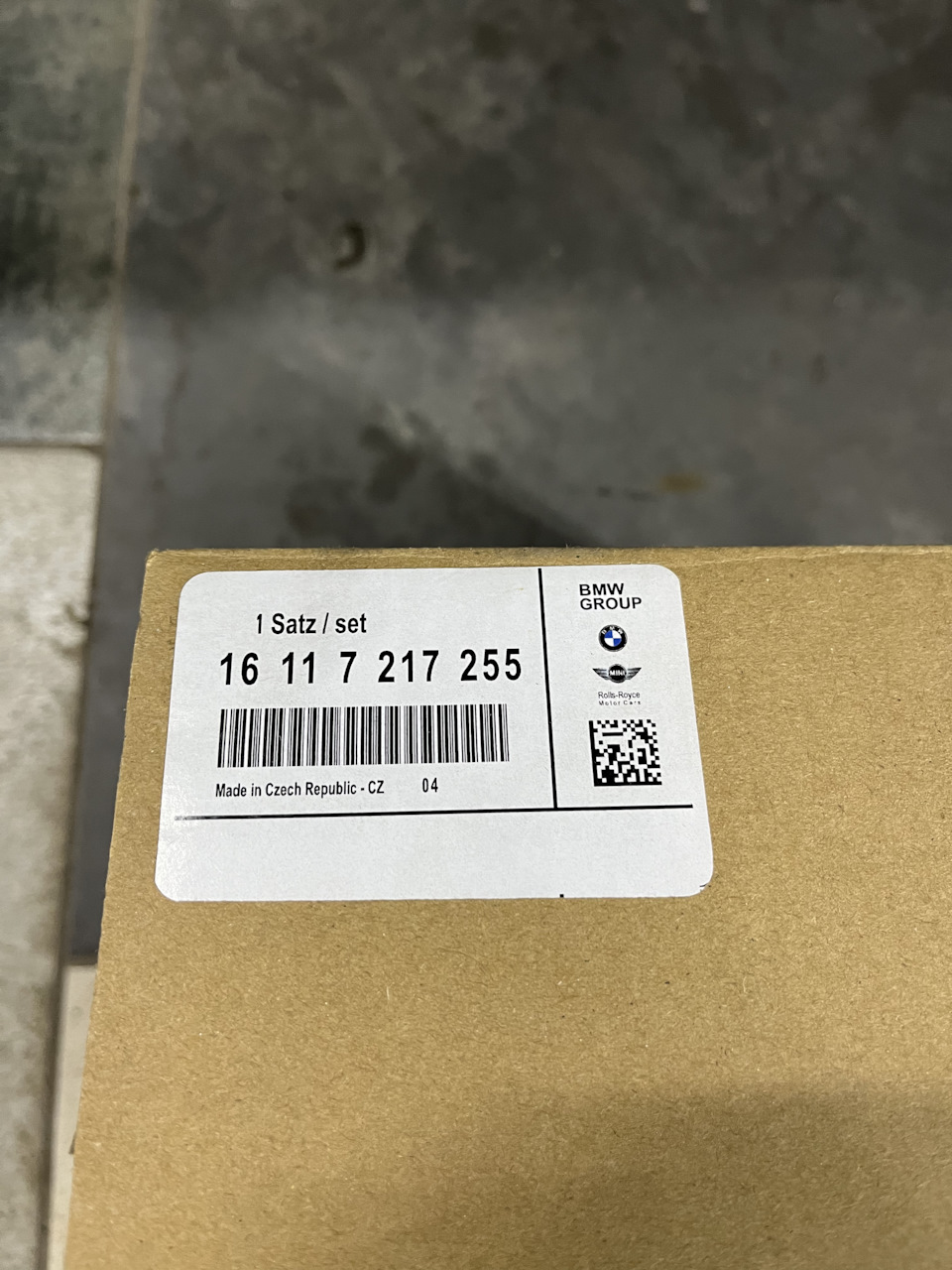 Замена топливного фильтра в баке 740i — BMW 7 series (F01/02), 3 л ...