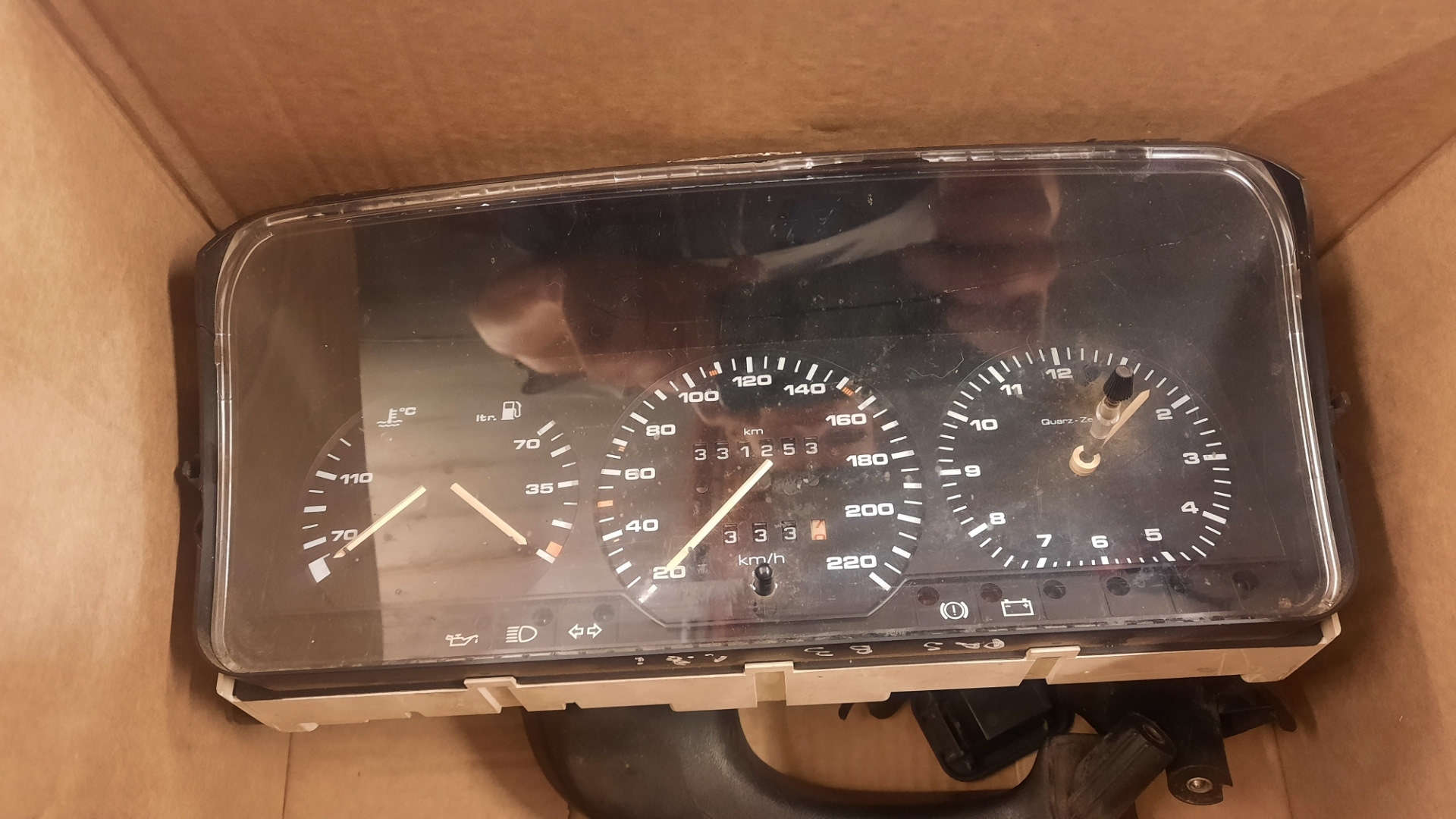Спидометр — Volkswagen Passat B3, 1,8 л, 1989 года | аксессуары | DRIVE2