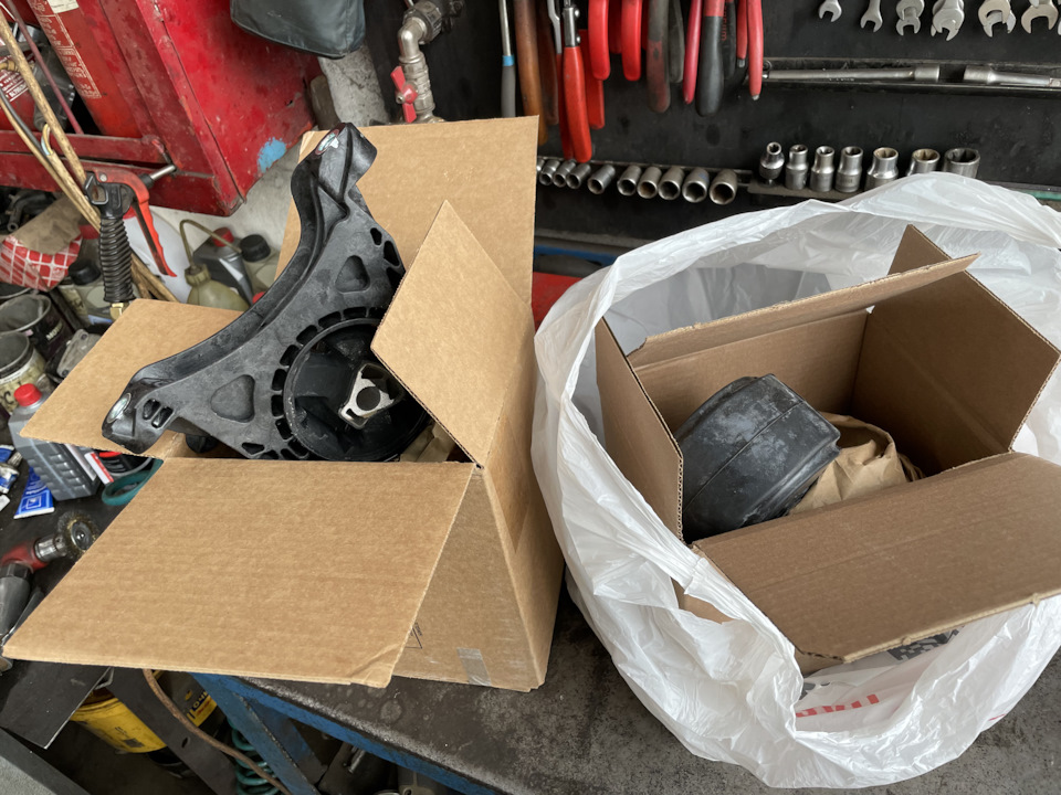 Плановые ремонты — Opel Insignia Country Tourer (1G), 2 л, 2014 года ...