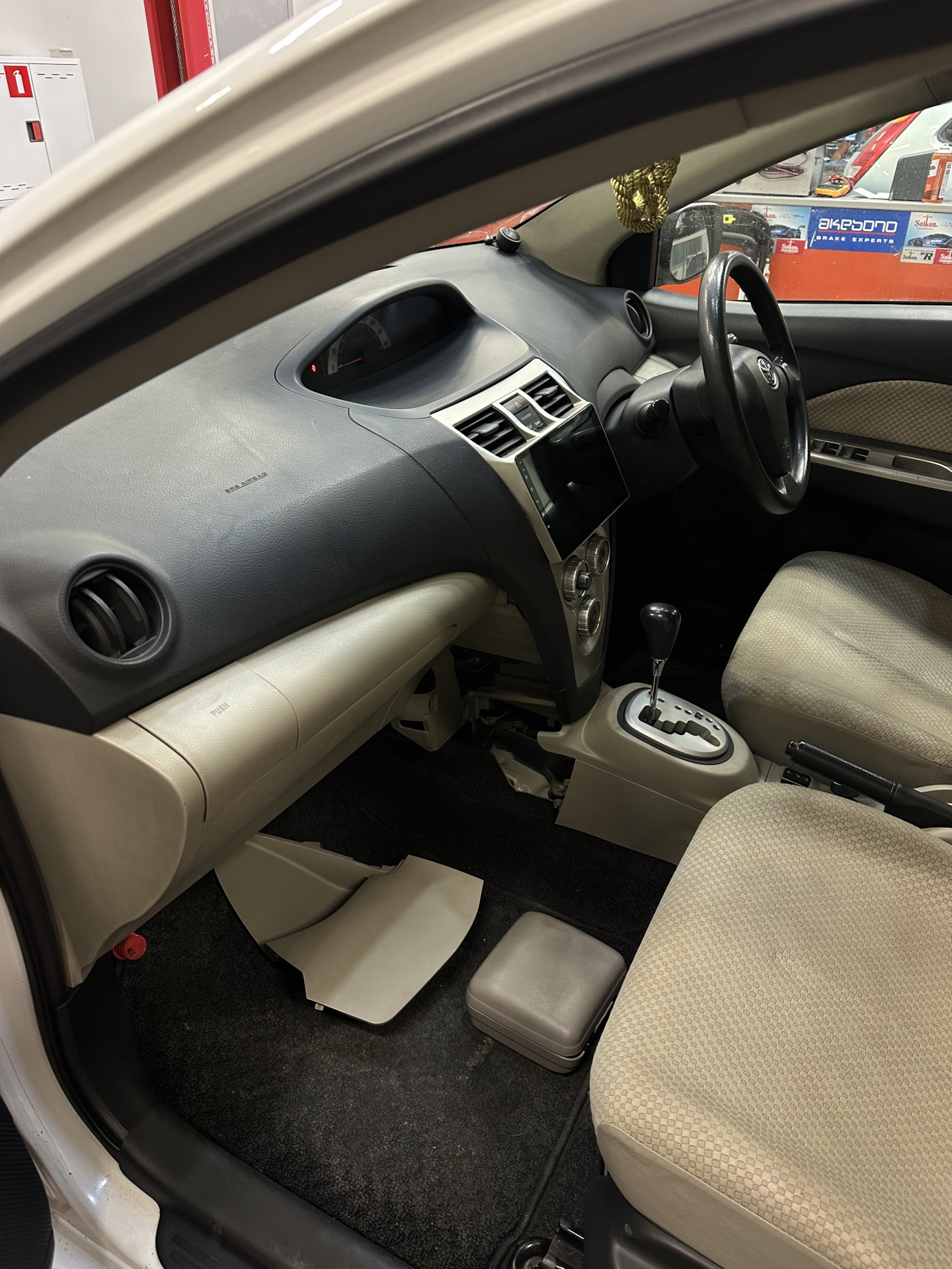 23. Clean Box — Toyota Belta, 1,3 л, 2007 года | аксессуары | DRIVE2