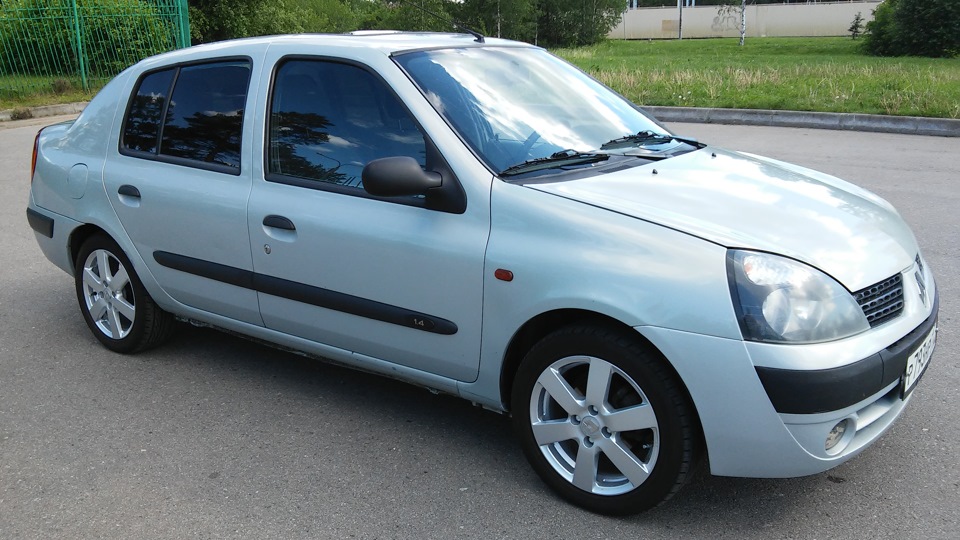 Renault Symbol 1.4 бензиновый 2002 | 1.4 на DRIVE2