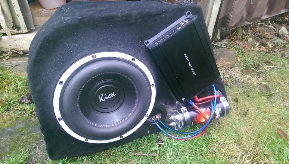 Продам сабвуфер kicx QS 300, Lightning Audio L-11000D — Ford Focus III Hatchback, 2 л, 2012 года ...