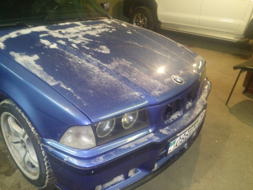 До и после фары hella yellow black — BMW 3 series Coupe (E36), 2,8 л ...