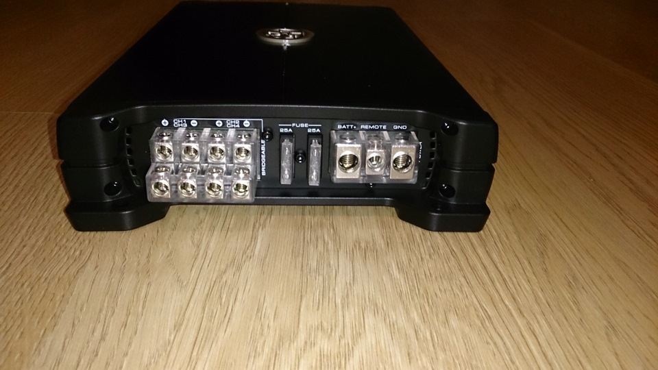 Усилитель DLS XM40 — Bogdan 21104, 1,6 л, 2010 года | автозвук | DRIVE2