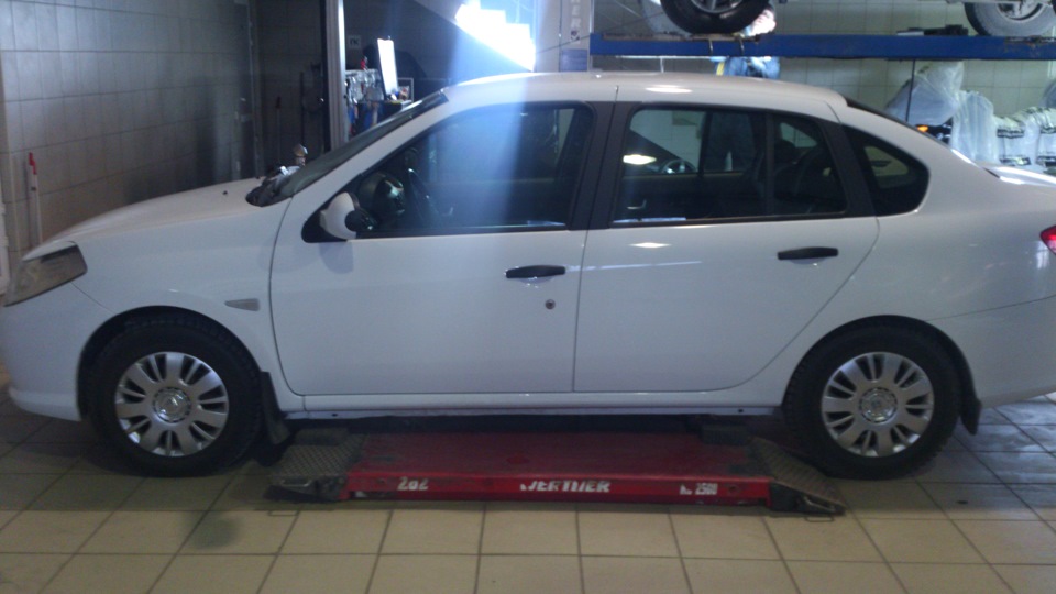 Ну вот и пепеобулся) — Renault Symbol, 1,5 л, 2009 года | шины | DRIVE2