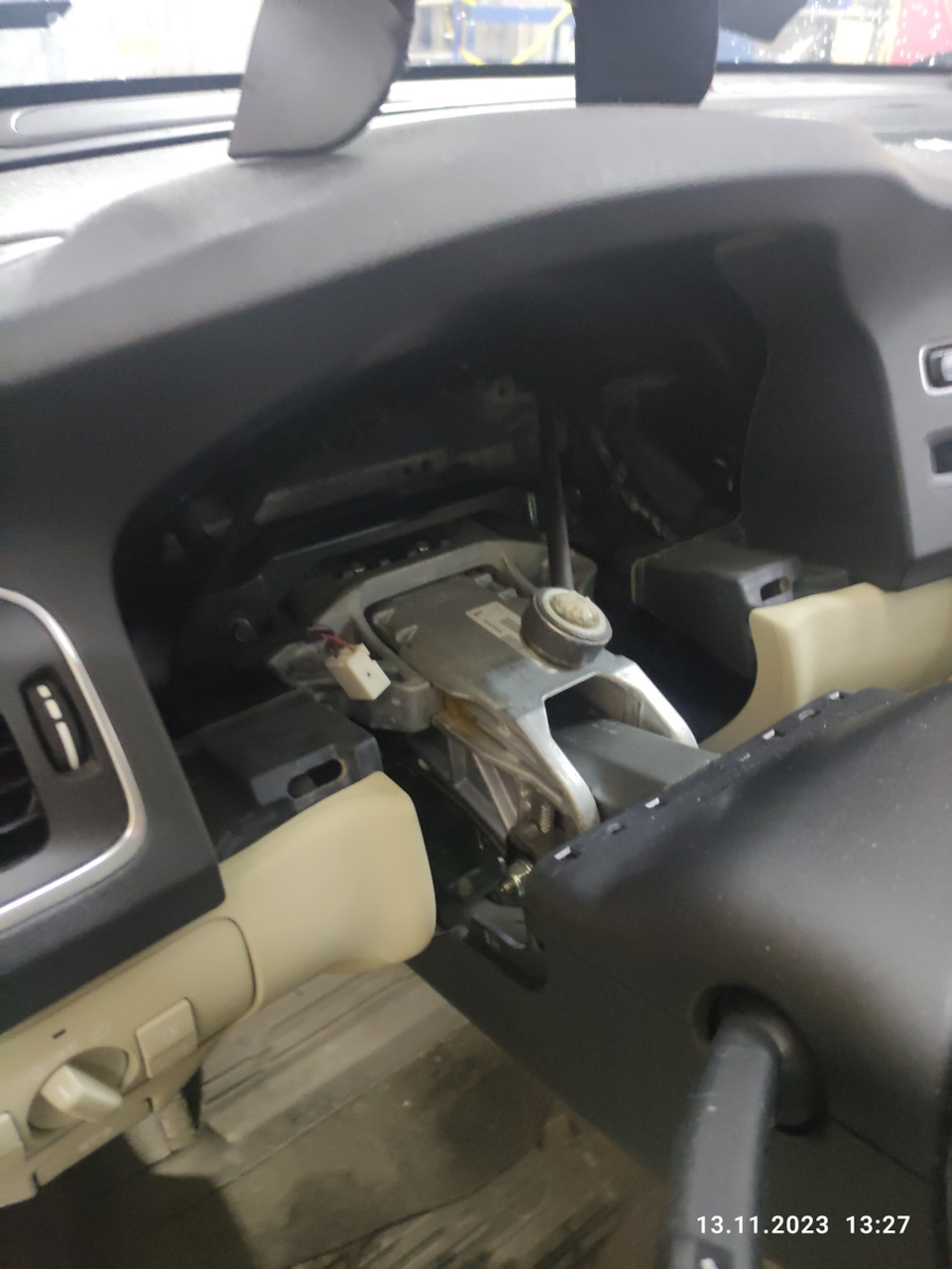 Пост 22 — Volvo S60 (2G), 2,5 л, 2011 года | визит на сервис | DRIVE2