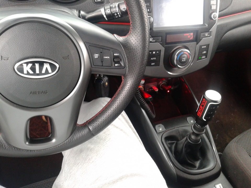 ручка КПП sparco — KIA Cerato Koup (1G), 2 л, 2011 года | тюнинг | DRIVE2