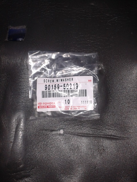 9015950219 Винт TOYOTA LEXUS | Запчасти на DRIVE2