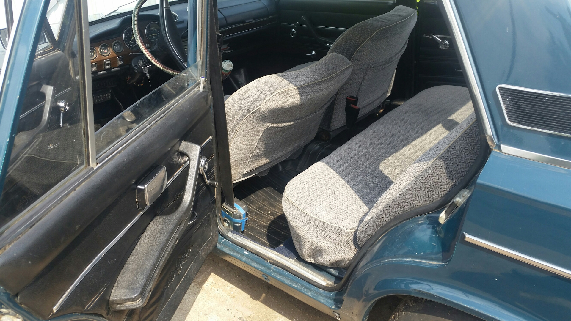 Салон. Часть 2 — LADA 2106, 1,6 л., 2001 года | тюнинг | DRIVE2