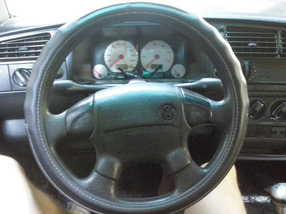 Обшивка на руль — Volkswagen Golf Mk3, 1,6 л, 1996 года | аксессуары ...