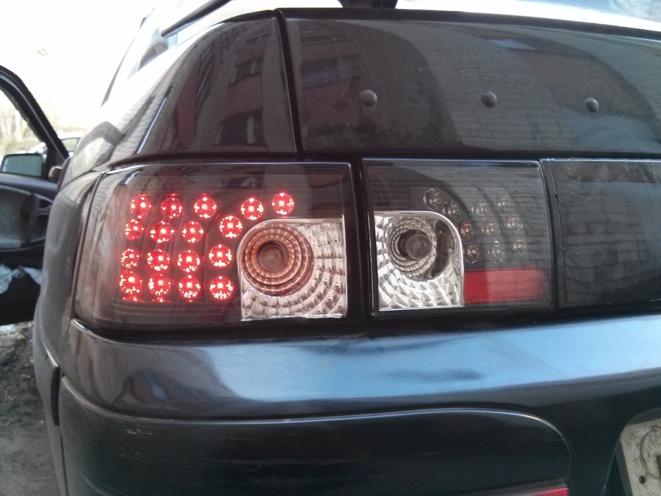 Задние фонари — Lada 21104, 1,6 л, 2005 года | тюнинг | DRIVE2